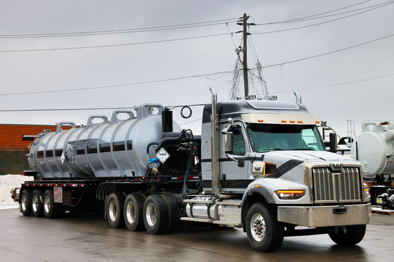 Product Spotlight: CRJ Trucking - Powervac Mini Trailer